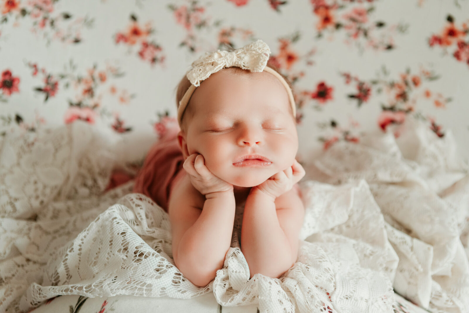 First Birthday Photos with Cake Smash for Baby Girl in OKC - Blog